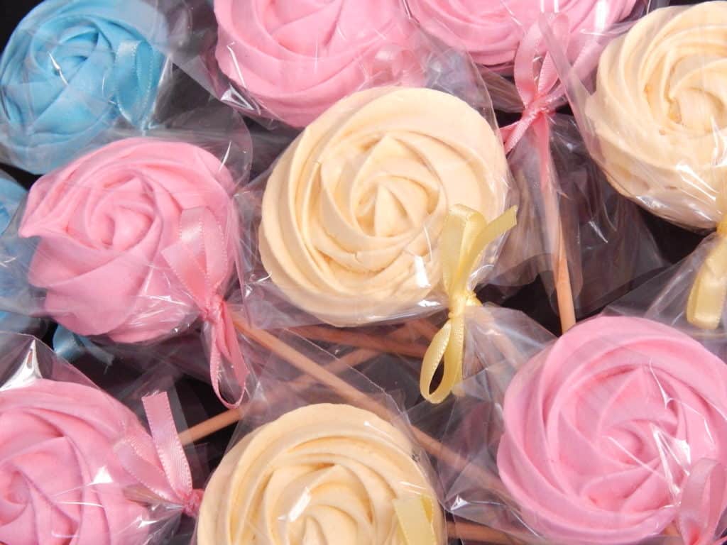 Receita de Suspiro Gourmet - Testada e Aprovada - Confeiteira