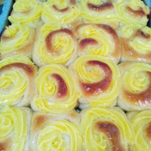 Pão doce com cobertura de creme - Receita - Confeiteira