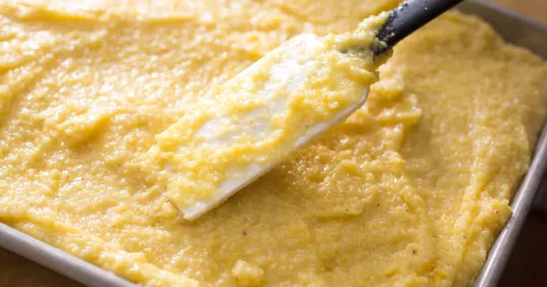 Polenta Mole Receita com molho fácil - Confeiteira