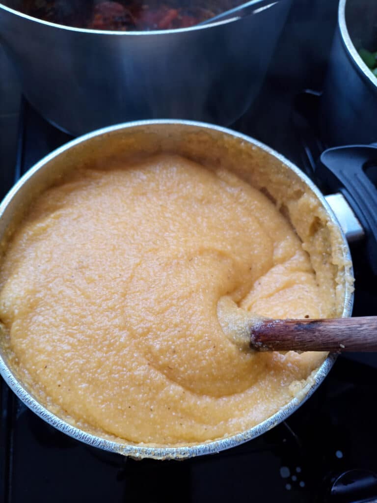 Angu de Fubá Mineiro Receita - Confeiteira de Sucesso