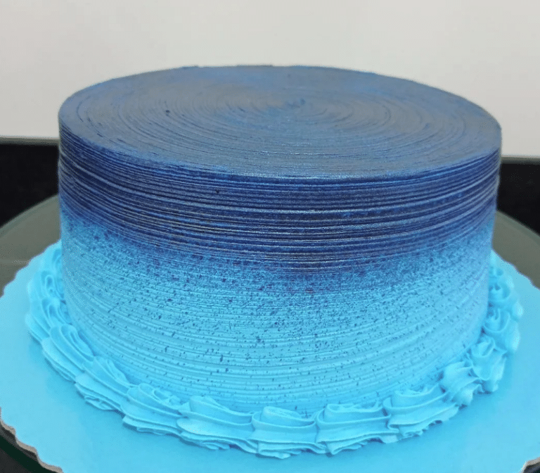 Bolo Azul Receita da Massa Cobertura e Recheio - Confeiteira