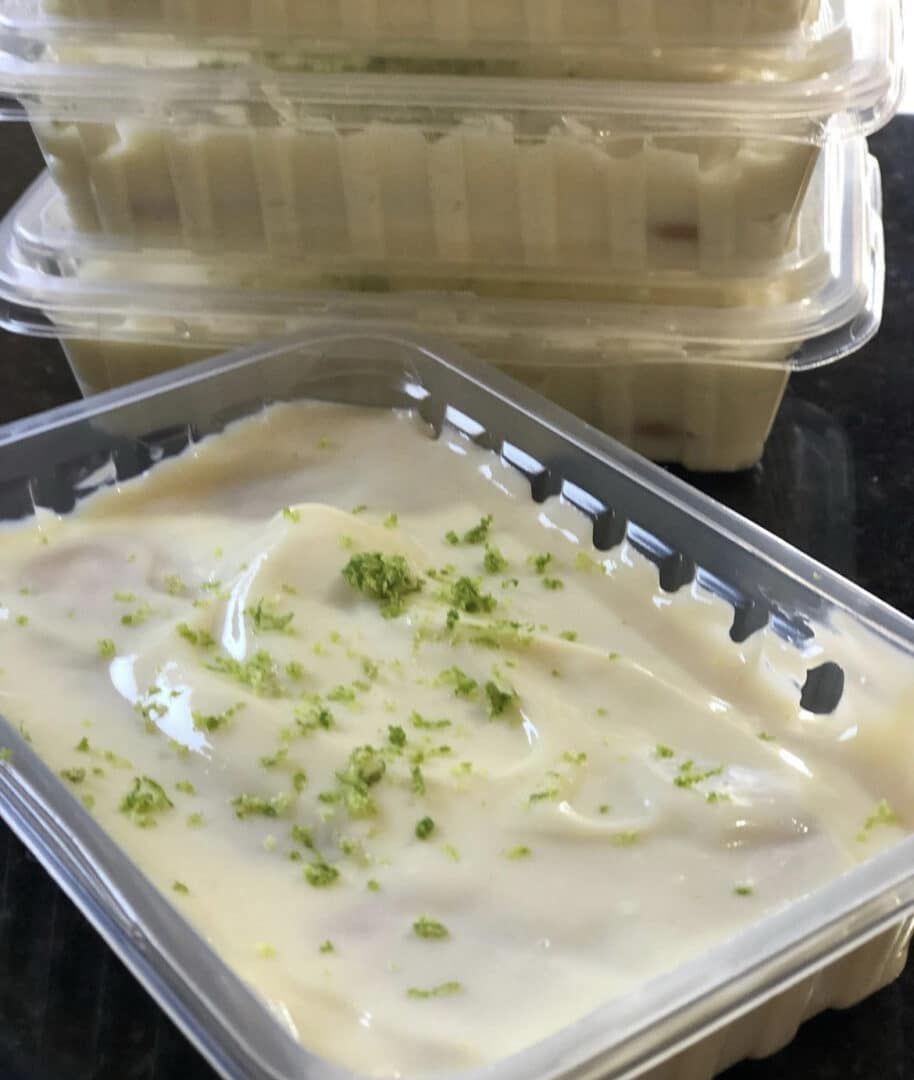 Receita de Pavê de Limão Fácil Biscoito Maizena ou Champagne